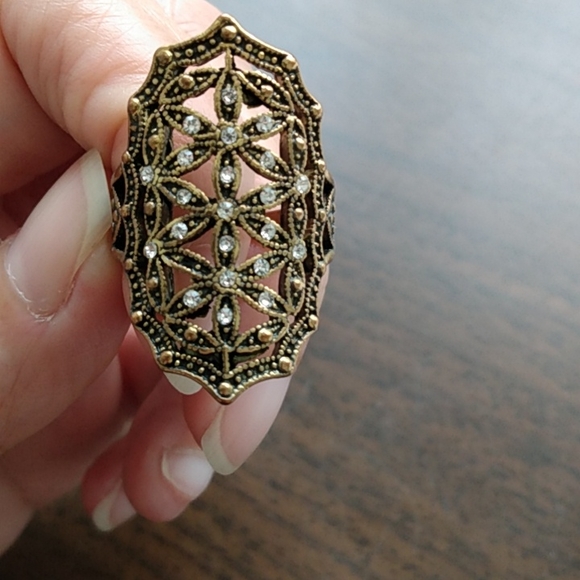 Jewelry | Large Intricate Ring | Poshmark
